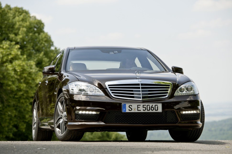 Mercedes-Benz S-class (W221, facelift 2009) AMG S 63 (544 Hp) Automatic